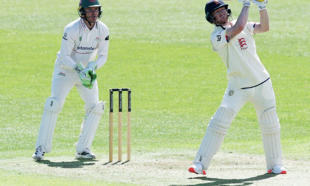 Foxes flounder as Cox and Critchley combine